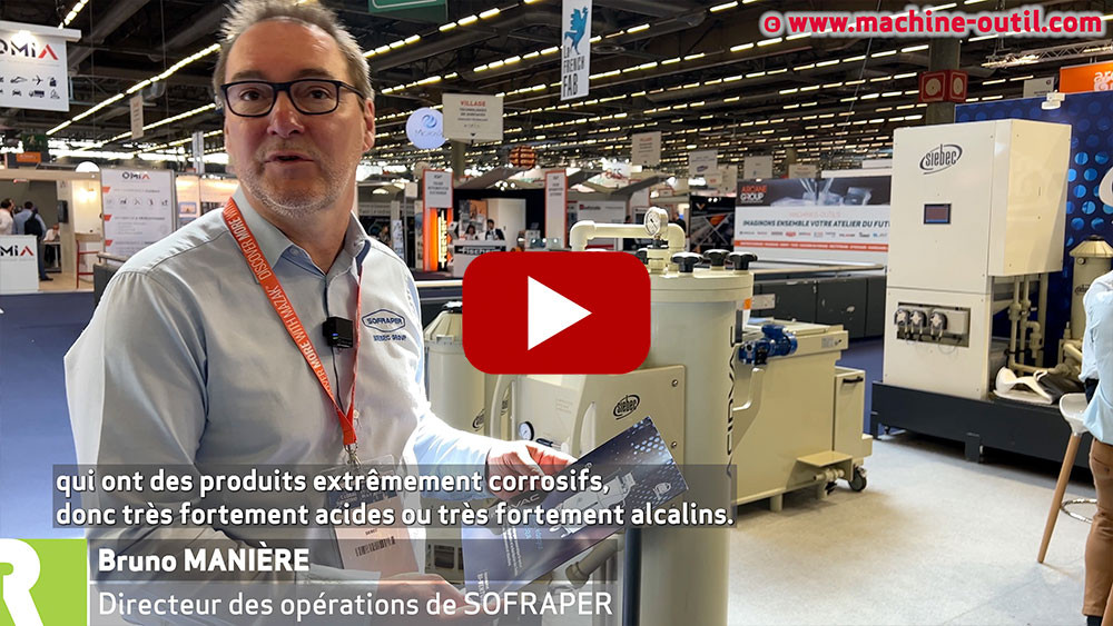 → Aspirateur vidangeur pour produits corrosifs acides ou alcalins